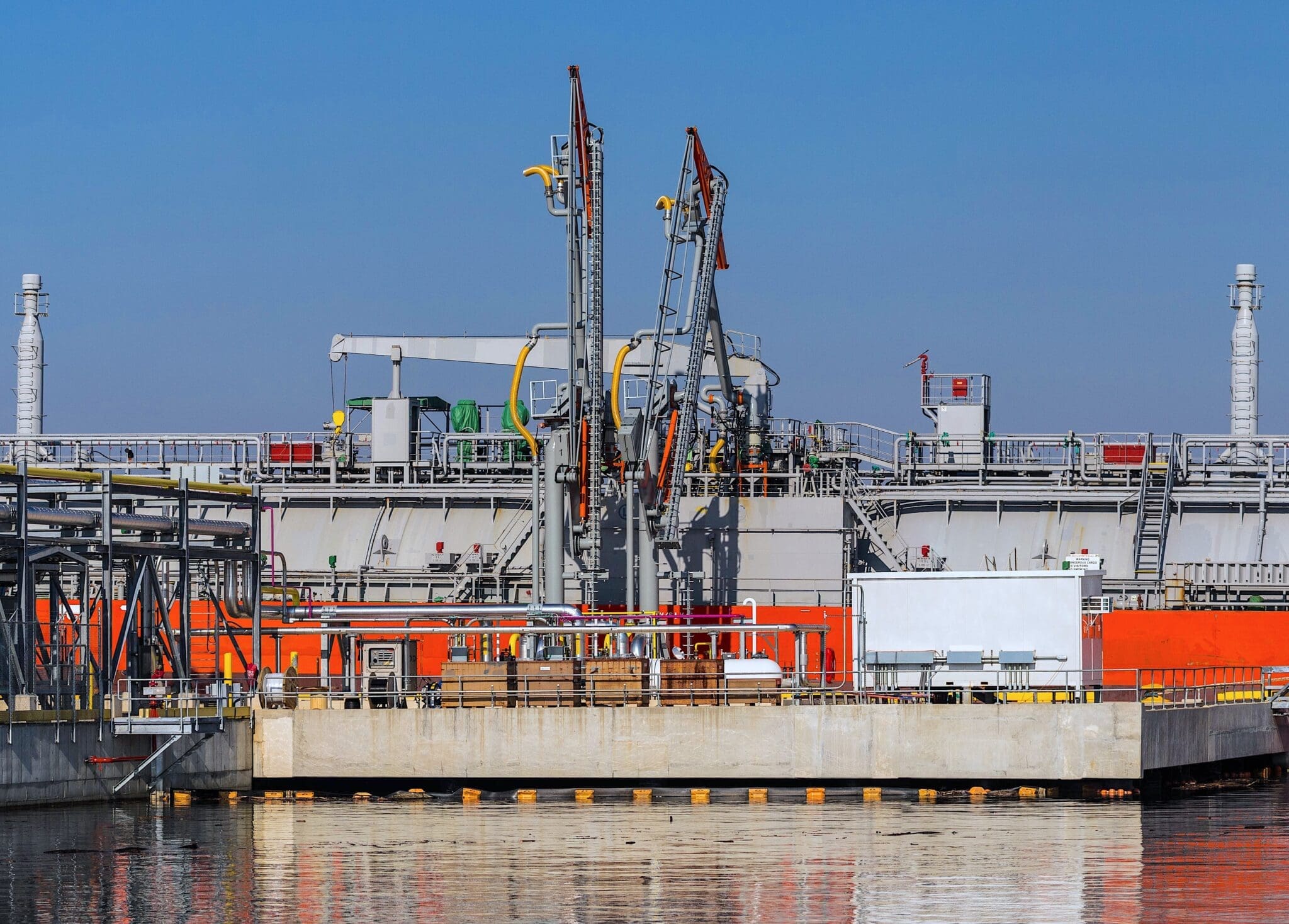 Hydraulic Marine Loading Arms Installation at Delaware River Partners ...